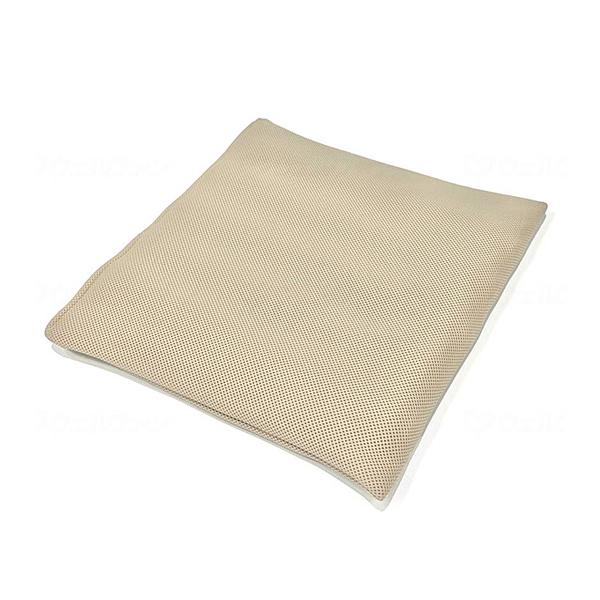 ・座るだけで姿勢保持につながり体幹が鍛えられる。・体幹を機能させることで、体軸を整え、姿勢や動作の改善をすることができます。●サイズ／40×34×5cm●材質／　カバー：東レダブルラッセル　中材：スラックレール（NBR発泡ゴム）、ムマック（...