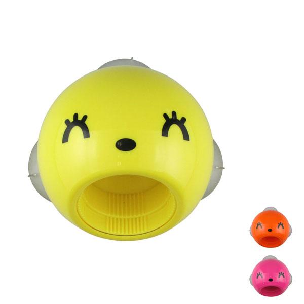 ※オープナーの口にしっかり差し込みご使用ください。※吸盤式なので、冷蔵庫など凹凸のない平らなところに取り付けてご使用ください。・ペットボトルを片手や弱い力でも開けられます。・しっかりしまるので、炭酸が抜けにくい！・差し込んで、軽い力で回すだ...