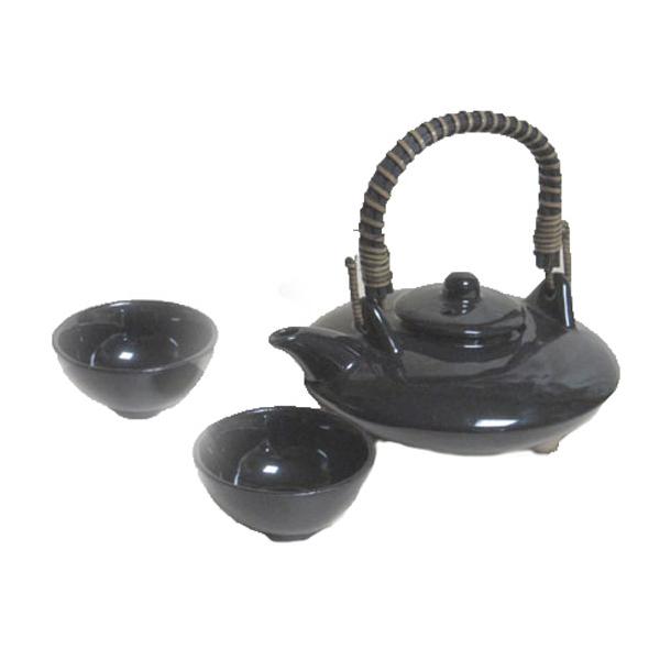 サイズ【ジョカ】　全長　　16.5cm(注ぎ口含む)　幅　　　14.5cm　高さ　　13.5cm(取っ手含む)　　　　　7.5cm(取っ手含まず)　容量　　450cc【盃】　外径　　6.8cm　高さ　　3.5cm　　　　　　　　　焼酎とお水...