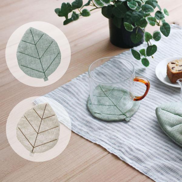 商品説明 コロンとした葉っぱの形がかわいいコースター。食卓に並べるでけでほっこりしてしまいそう。葉脈は同系色のステッチで表現されています。リーフポットマットと同じ色展開のため、合わせてのご使用がおすすめです。関連カテゴリ リーフレッツ｜キッ...