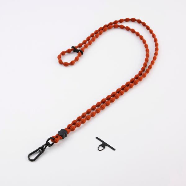 特許取得のこぶ型ひもを使った、柔らかく伸びるAIRFLEXシリーズのショルダーストラップです。肩に掛けたままでも電子決済や改札の通過がスムーズにでき、両手が空くので外出やお出かけも快適。反射糸が光を反射するため、夜間の外出時も安心して使えま...