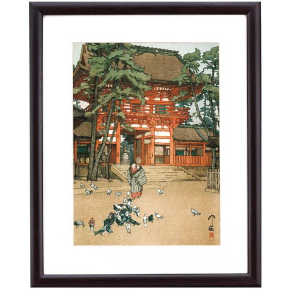 鮮やかな朱色の門が木々の濃い緑に映えます。重ね摺りで、古木の質感も見事に表現されており、独特の風情に心惹かれます。■ 吉田博［略歴］1876年、福岡県生まれ。水彩画、油彩画、木版画と活動を拡げた。49歳で初めて木版画作品を発表。西洋の写実的...