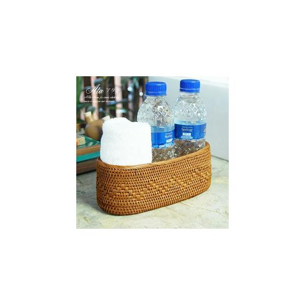 アジアン雑貨・バリ雑貨！バリ島のトゥガナン村で作られたアタで編まれた小物入れケース。ナチュラル系のアイテムと言えばやっぱりアタ。ひとつ作り上げるのにとても時間の掛る、手間暇かけたバスケット。見た目と違って、水に強いのもアタの特徴。少しぐらい...