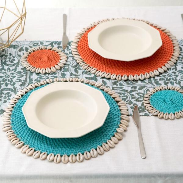 ■サイズ(cm)：約 W 34 × D 34 × H 0.5※多少サイズは前後します。■重量：約 350g■素材：ラタン、シェル■生産国：インドネシア■ご注意：※天然素材を使用したハンドメイド製品のため、サイズ・形が写真と異なる場合がありま...