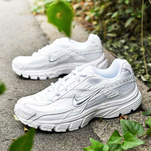 NIKE WOMENS INITIATOR ナイキ ウィメンズ イニシエーターレディース・女性・婦人・メンズ・男性・紳士ナイキ イニシエーターは長距離ランを快適にサポートします。通気性の高いアッパーと柔らかくクッション性に優れたデザインで、...