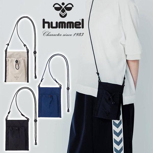 ヒュンメル(hummel)  hummel PLAY NECK POUCH になります。メンズ・レディース・男性・女性・男女兼用・ユニセックススマートフォンやペットボトル等、ちょっとした小物の持ち運びに便利なネックポーチ。500mlのペット...