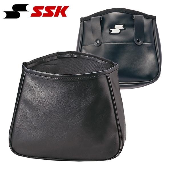 SSK（エスエスケイ） 審判用ボール袋硬式・軟式4個、ソフトボール3号2個を収納可能。●合成皮革※ご注文後、メーカー・代理店にお取り寄せ致します。メーカー在庫切れ・廃盤などが生じた場合、やむを得ずキャンセルの場合、ご登録いただいたメールアド...