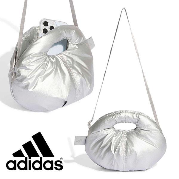 adidas (アディダス) ウィメンズ メタリックスモールバッグ になります。レディース・女性・婦人女性のためにデザインされた日常使いに適したシリーズ、WOMENS MUST HAVES（ウィメンズ　マストハブ）ソフトで超軽量なメタリック...