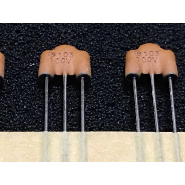 村田製作所　muRataEMIフィルタ　3端子コンデンサDSS6NZ82A103Q93A　10個定格電流:6A絶縁抵抗(min.):5000MΩ定格電圧:100Vdc耐電圧:250Vdc静電容量:10000pF静電容量公差:±30%