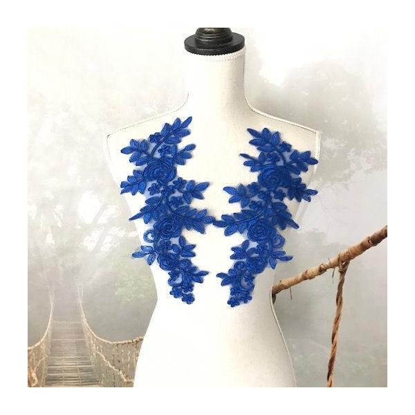 ブルーのバラ模様の刺繍チュールモチーフセットになります。色々切り外して、スートーンやビーズを加えて、自由デザインができます。社交ダンス、シンプルなワンピース、レオタード、バトントワリング、バレエ、新体操やフィギュア等の衣装、手作りなどにいか...