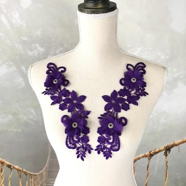 ストーン付きの立体的なお花のモチーフセットです。新体操、社交ダンス、バトントワリング、レオタード、ベリーダンス、フィギュアスケート、バレエ衣装、ドレス、服飾、ステージ衣装、舞台衣装、ハンドメイド材料などにお使いいただけます。サイズ：H26....