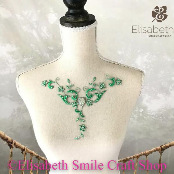 モチーフ アイロン用 グリーン レオタード バトン ネックライン ラインストーン ネックラインモチーフ ワッペン アイロン接着 貼り付け 衣装 レオタードモチーフ バレエ衣装 舞台衣装 ステージ衣装 ダンス衣装 社交ダンス フィギア衣装