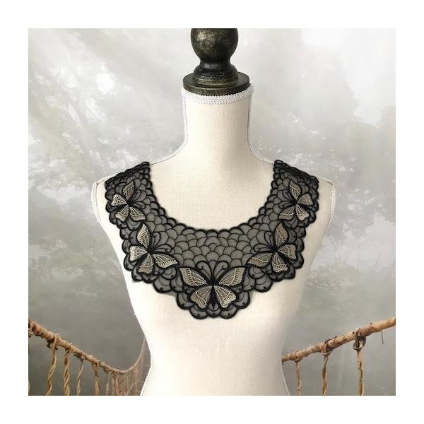 チョウチョウ模様のチュールネックラインモチーフになります。シンプルなドレスに飾ると個性的な雰囲気になります。ワンピース、新体操、社交ダンス、バトントワリング、レオタード、チアダンス、フィギュアスケート、バレエ、ステージ衣装、ハンドメイド材料...