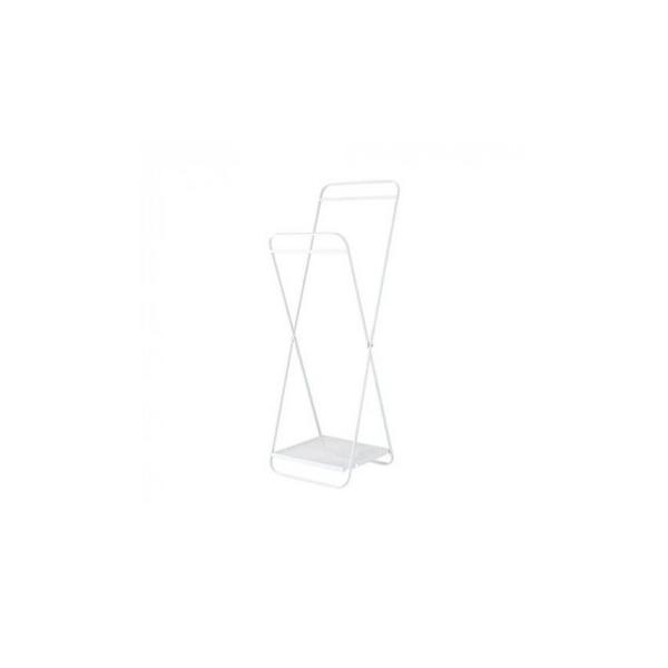 省スペースデザインで場所を取らず、スッキリ置けるフォールディングハンガー。折りたたみ可能なので使わない時は隙間収納しておけるのも嬉しいポイントです。ハンガーの傾斜を2段階で変える事が出来るので、高さ・奥行きの調整が可能です。ハンガーの傾斜を...