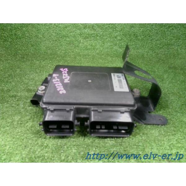 **** 商品説明を必ずご確認ください ****部品管理番号：221213000763100メーカー純正品番：1AA4-18-880部品名：エンジンコンピューター部品メーカー品番：33920-65KN0部品区分：リサイクル品車名：ＡＺワゴン...