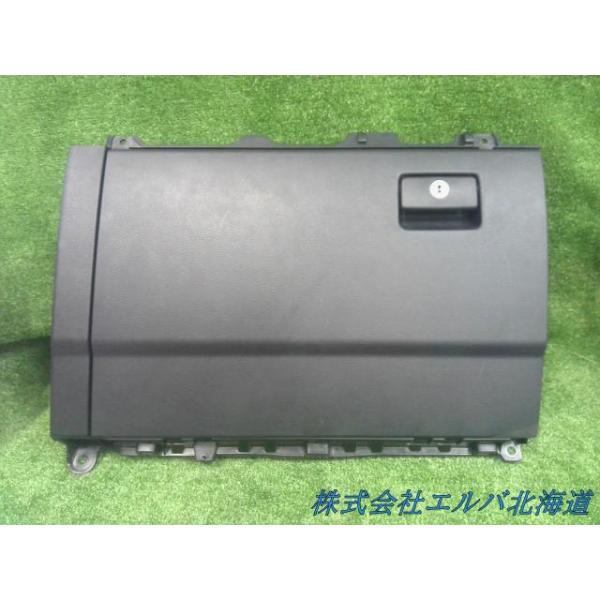 **** 商品説明を必ずご確認ください ****部品管理番号：240522000370210メーカー純正品番：55550-60220-C0部品名：グローブBOX部品区分：リサイクル品管理品番：B8838車名：ランドクルーザープラド車両タイプ...