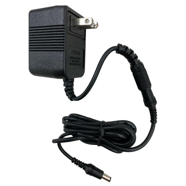 ミオピア本体にACアダプターを繋げて使用（乾電池なしでの使用）