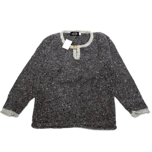 素材WOOL100%参考サイズS：着丈56　身幅52,5　肩幅46　袖丈50M：着丈59　身幅53　肩幅48　袖丈51その他2012年、アイルランドにて設立されたニットブランド『BRUNS WICK(ブランズウィック)』。アイルランドの自然...