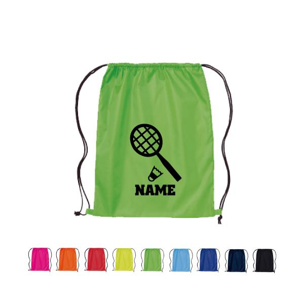 名入れランドリーバッグとは？ポリエステルのナップサック（リュックサック）。職業別のシルエットにお名前が入れられるので、部活のチーム名や学校名を入れたり、同好会などの名称を入れたりとさまざまな使い方が考えられ、とても人気の高い商品です。