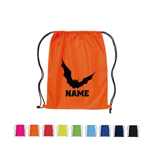 名入れランドリーバッグとは？ポリエステルのナップサック（リュックサック）。部活別のシルエットにお名前が入れられるので、部活のチーム名や学校名を入れたり、同好会などの名称を入れたりとさまざまな使い方が考えられ、とても人気の高い商品です。
