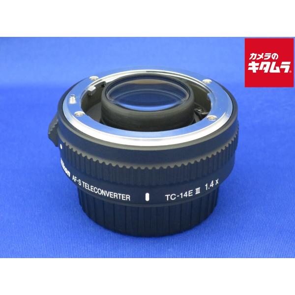 【発売日：2025年11月22日】[送料無料][当社中古カメラ6ヶ月保証付き][交換レンズ]