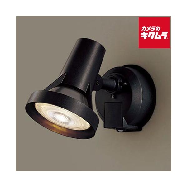 【発売日：2025年07月25日】[送料無料][panasonic`照明`電気`勝手口灯`LED電球交換型`防雨型`FreePa`フラッシュ`明るさセンサー`ハイビーム電球150形1灯器具相当]