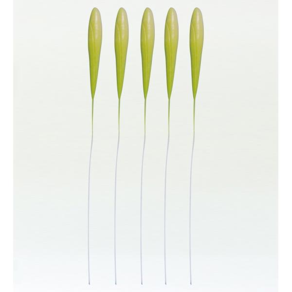 プルメリアのバッド（つぼみ）5個セットです。プルメリアなどの花とアレンジしてお好みのヘアアクセサリーを作れます。（小物・アクセサリー・グッズ等 2個以上のご注文の場合、梱包はまとめさせていただきます。）※入荷時期で多少仕様・色味が変わる場合...