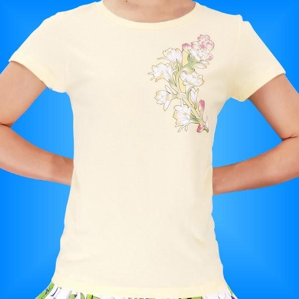 フロントにチューブローズをデザインした華やかなフラTシャツです。すっきり見えてパウスカートにも合わせやすいのが特徴です。※プリント部分のアイロンはご遠慮ください。身丈：62cm適応ヌード寸法：バスト83〜89cm／ ウエスト81〜87cm ...