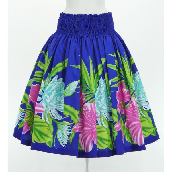 ハワイより直輸入のT/C ポリコットンハワイアンファブリックを高品質な自社工場で縫製。73cm丈パウスカートです。(柄の出方は異なる場合がございます。) スカート丈：73cm（ゴム入れ前75cm）適応ヌード寸法：ウエスト59〜85cm（脇ゴ...