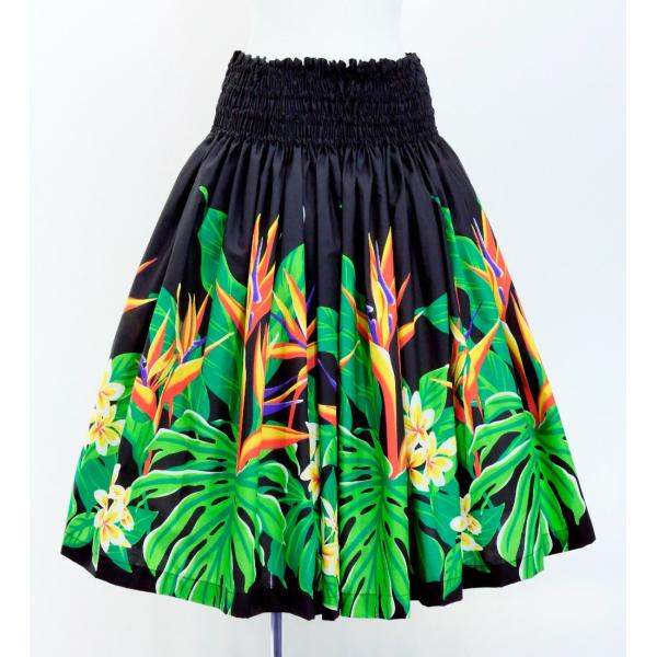 フラダンス パウスカート シングル73cm丈 ブラック 3137ハワイより直輸入のT/C ポリコットンハワイアンファブリックを高品質な自社工場で縫製。(柄の出方は異なる場合がございます。) スカート丈：73cm（ゴム入れ前75cm）適応ヌー...