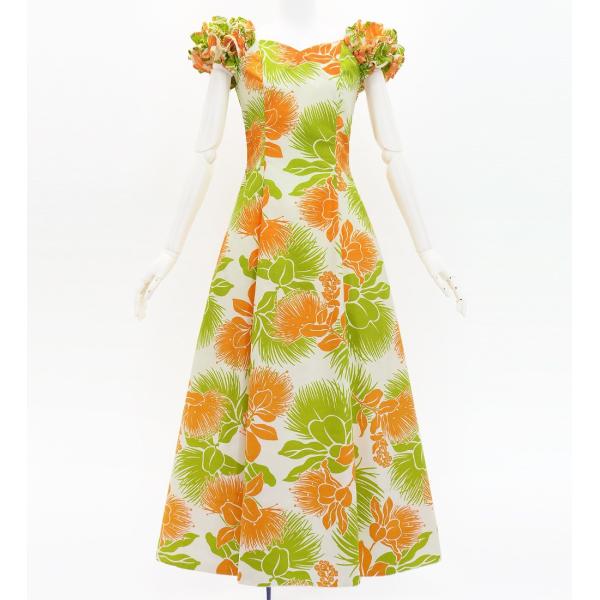 華やかな総柄のロング丈フラドレスです。袖のボリュームが、かわいらしくも壮麗なデザイン。腕を綺麗に見せてくれる効果も！背面はシャーリング加工で伸縮性があります。脇にファスナーがあります。(柄の出方は異なる場合がございます。)LLサイズ着丈：1...