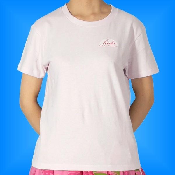 胸元に「HULA Kahiko&amp;Auana」のシンプルなロゴ入を入れました。バックプリントにはフラガールのシルエットとハイビスカスを組み合わせたパウスカートに合わせやすいデザインです。 ※プリント部分のアイロンはご遠慮ください。身丈...