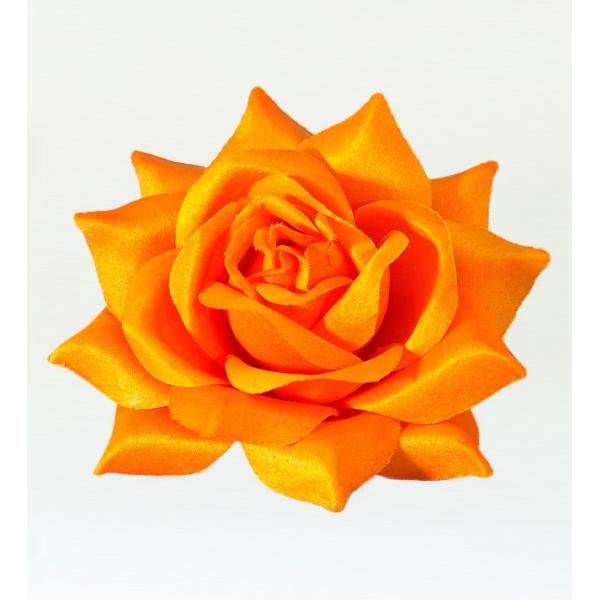 ローズヘアクリップはフラメンコには欠かせないアイテム！！大きめのシングルローズのヘアクリップはコーディネートしやすく納得の価格でとてもお勧めです。（2個以上のご注文の場合、梱包はまとめさせていただきます。）サイズ：14×14cm※生産ロット...