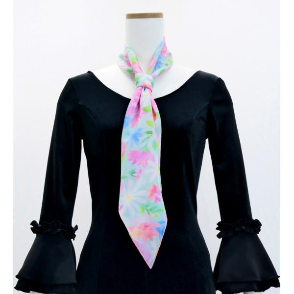 フラメンコ ボウタイ 水彩風花柄 ライトブルー×ピンク B-14emikaオリジナルプリントのコシボ生地を使用したボウタイです。結ぶだけでガラッと雰囲気を変えてくれます。（柄の出方は異なる場合がございます。）※ドレスは別売りです。サイズ：1...