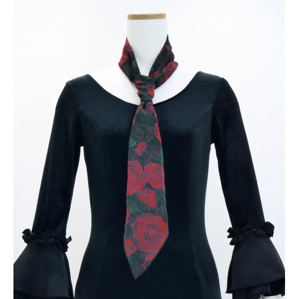 フラメンコ ボウタイ ローズ ブラック B-9emikaオリジナルプリントのコシボ生地を使用したボウタイです。結ぶだけでガラッと雰囲気を変えてくれます。（柄の出方は異なる場合がございます。）※ドレスは別売りです。サイズ：144cm（長さ）×...