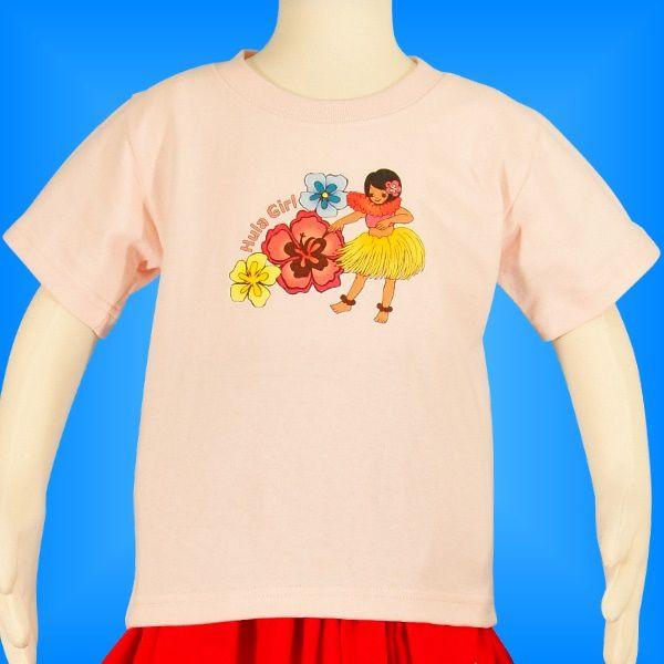 かわいいフラガールとハイビスカスを胸元にプリント。バックにはハイビスカスのプリントでフラケイキのTシャツはパウスカートにもコーディネートしやすく、普段使いもできます。適応サイズはサイズ表をご参照ください。素材：綿100%※生産ロットによって...