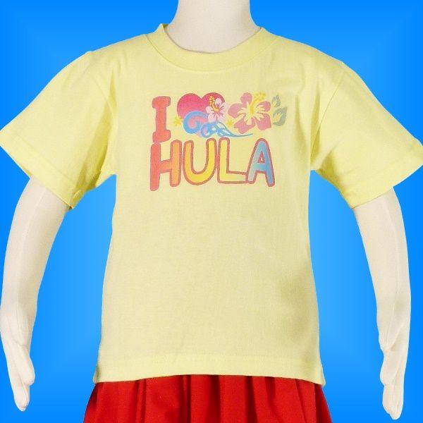 かわいいハイビスカスとハートで「I LOVE HULA」をプリント。バックにもハイビスカスをプリント。パウスカートにもコーディネートしやすく、普段使いもできます。身丈：45cm実寸：バスト66cm／ ウエスト72cm 素材：綿100%※生産...