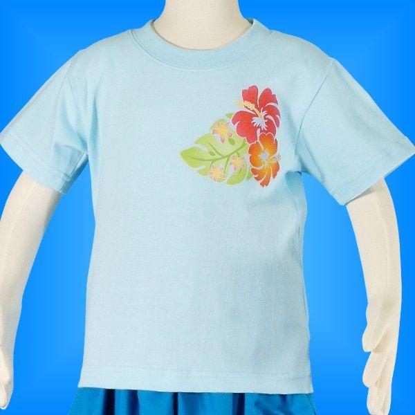 かわいいハイビスカスとティアレをプリント。バックにもハイビスカスをプリント。パウスカートにもコーディネートしやすく、普段使いもできます。身丈：45cm実寸：バスト66cm／ ウエスト72cm 素材：綿100%※生産ロットによって仕様変更があ...