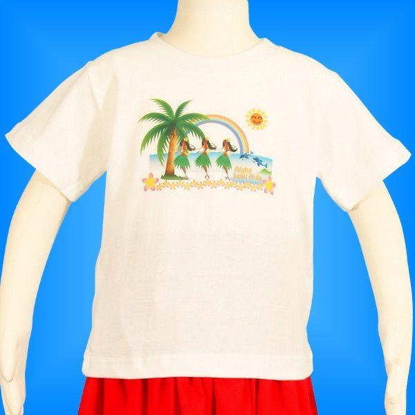 かわいいフラガールとプルメリアを胸元にプリント。バックには笑顔の太陽をプリントしたフラケイキのTシャツはパウスカートにもコーディネートしやすく、普段使いもできます。適応サイズはサイズ表をご参照ください。素材：綿100%※生産ロットによって仕...