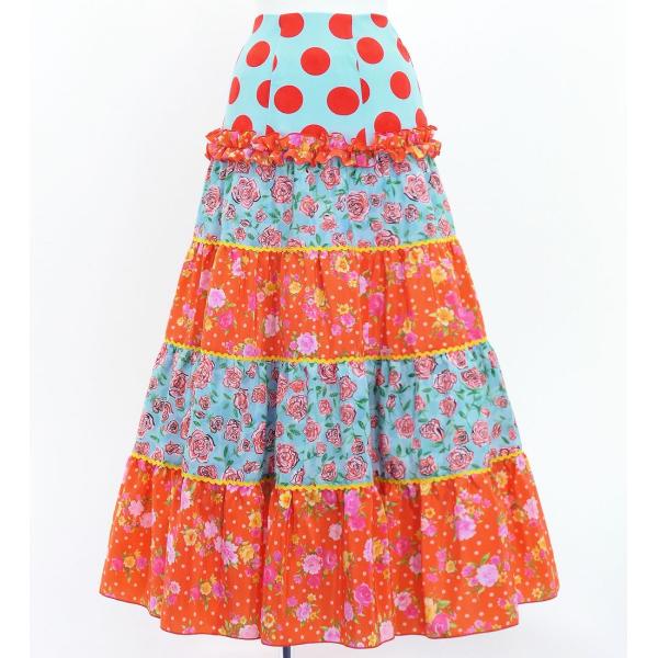 フラメンコ ティアードスカート  水玉×ローズ ライトブルー×レッド FS-64生地から縫製に至るまで、全ての工程を国内で行った日本製の商品。emikaオリジナルプリント生地を使用したティアードファルダです。伸縮性・高級感のあるストレッチベ...