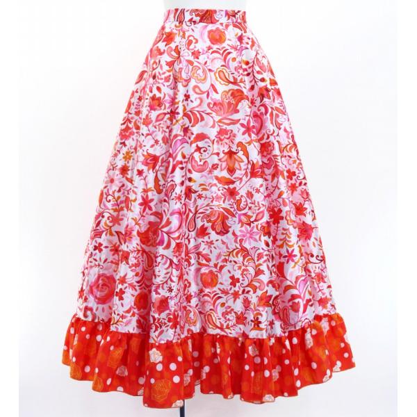 生地から縫製に至るまで、全ての工程を国内で行った純日本製の商品。emikaオリジナルプリントのつやのあるシャンタン生地を使用したフリルファルダです。ボランテはコシボ生地を使用しているため、軽やかに揺れ動き、華やかな印象を演出してくれます。レ...