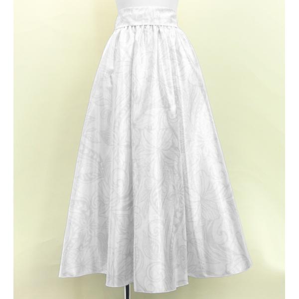 シャンタン生地のロングサーキュラースカート リボン付き 日本製 J3201-615営業日前後の発送となります。お急ぎの方はemika本店または姉妹店EGL TOKYOで「お急ぎ発送サービス」をご利用ください。※混雑時には対応できかねる場合が...