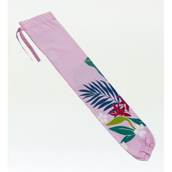 パウスカート用のパウケースです。練習等の持ち運びに便利です。(柄の出方は異なる場合がございます。)幅：17.5cm長さ：78cm素材：ポリエステル65% 綿35%※生産ロットによって仕様変更がある場合がございますのでご了承ください。※入荷時...