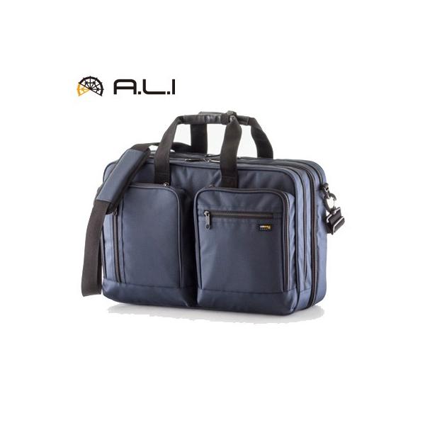 CORDURAの持つ優れた耐久性に加え、耐水性の強いテフロン加工を施した素材を使用 爆買