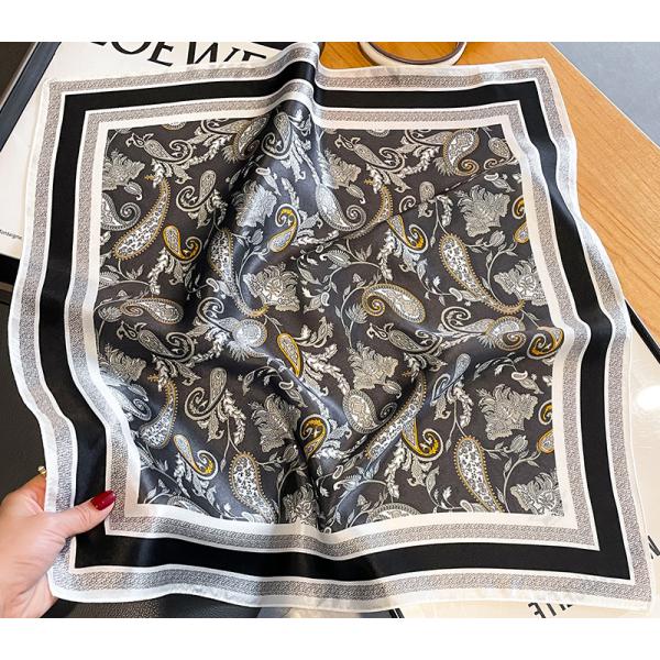 色：  黒グレー系素材：100％シルク サイズ（約）：50cm×50cm中国製首元だけでなく髪や腕、カバンに巻いてもぴったりマッチするコンパクトなスカーフです。上質のシルク製なので光沢、柄の発色、肌触りも最高。