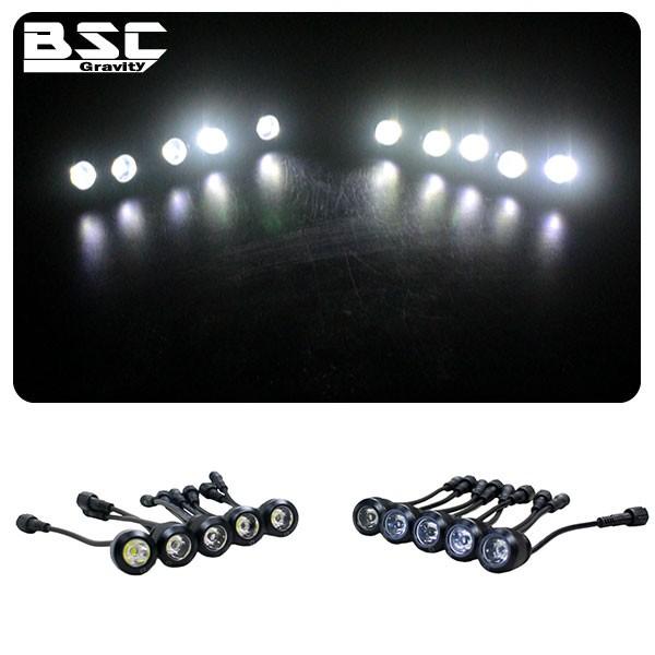 自由に配置ができる埋め込み型デイライト。ウインカーと連動させて、減光させることも可能！本体は防水仕様で、雨の日でも安心。ヘッドライト・ウインカー点灯時の減光機能も内蔵。エアロパーツメーカーでも使用されている、安心の高品質！◆当店は実店舗と在...