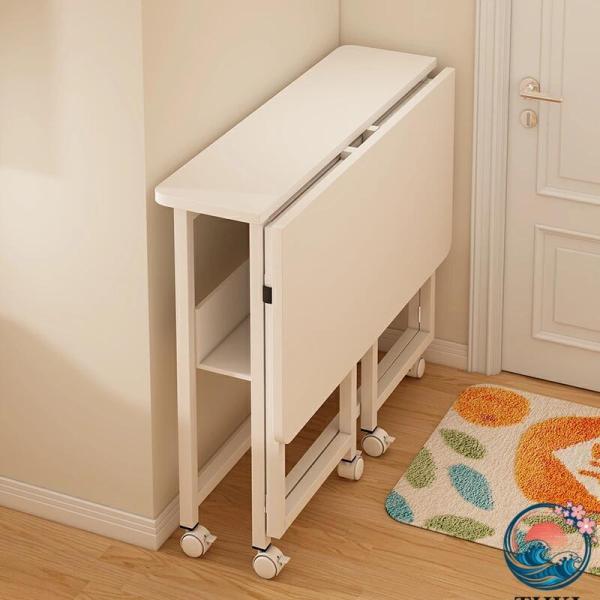 【折りたたみPCデスク／ワークテーブル】E1級板材を使用した折りたたみ式デスク。設置面積わずか0.2、折りたたみ時は厚さ24.5cmとスリムになり、使わないときは隙間にスッキリ収納。開閉はかんたん3ステップ。360回転キャスター付きで自由に...