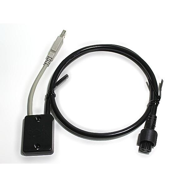 USB電源コードです。市販のUSBモバイル電源を魚探の電源として繰り返し使用できてエコ&amp;経済的です。小型・軽量で手軽に持ち運びできるので、いざというときも安心です。※仕様変更に伴い、前モデルに比べ、コード長が短くなりました。【対応機...