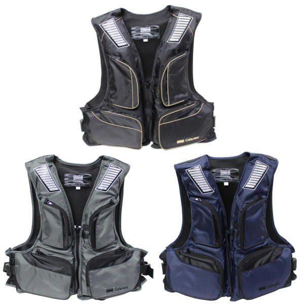 法定備品（日本小型船舶検査認定品）ではありませんが十分な浮力があります。着用する際は、股ベルト2本（使用しない場合は背中のポケットに収納可能）を装着して、ファスナーを締めて使用してください。[仕様]サイドウエストゴム/サイドアジャストベルト...