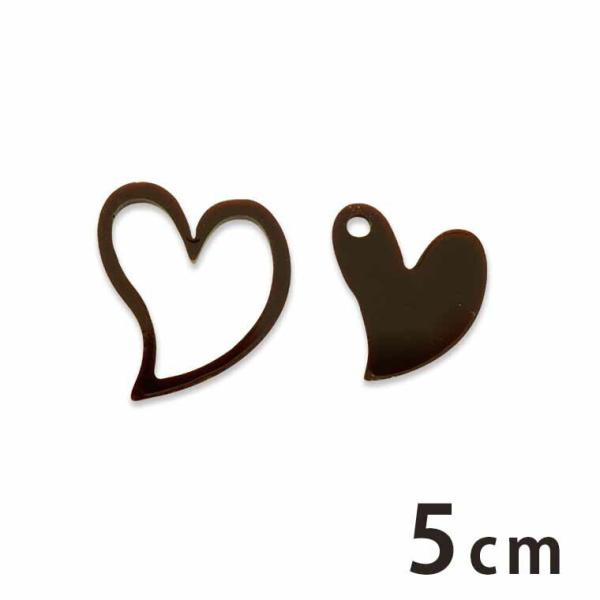 フレームとシルエットの親子チャームです。マルカンとカニカンを付けてチャームにしたり、レジンでデコレーションしても♪【ご購入前に必ずお読みください】注文確認メール送付後のキャンセルはご遠慮ください。■サイズ 横×縦 44mm×50mm 厚さ2...